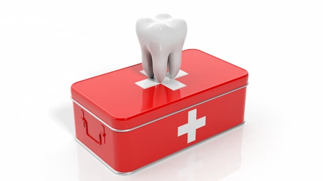 Make Your Own Emergency Dental Kit: Checklist